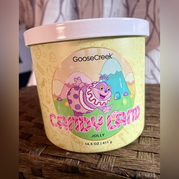 Goose Creek | Accents | Goose Creekcandy Land Jolly 3wick Soy Candle ...